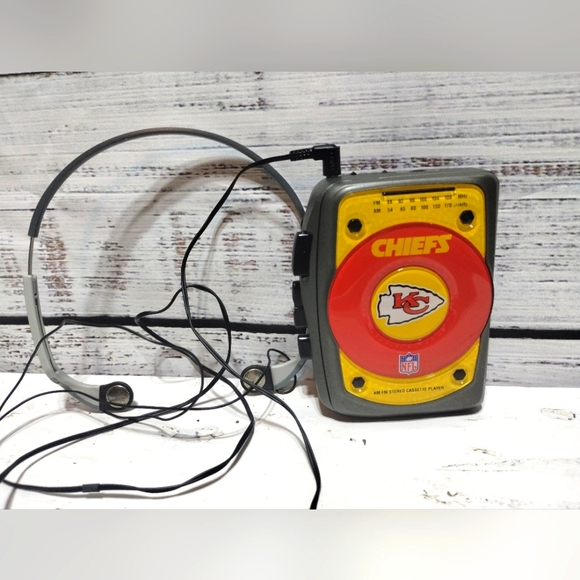 NFL | Portable Audio & Video | Nfl Portable Am Fm Radio Cassette Player ...